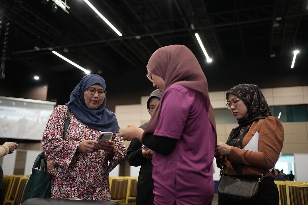 Detik sebelum Pameran Kerjaya dan Latihan Sarawak 2024 bermula ...